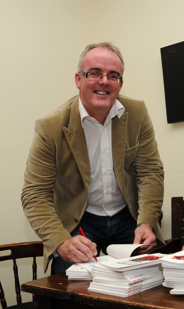 Everybody is a Student and a teacher - Motivational Speaker Kevin Kelly ...